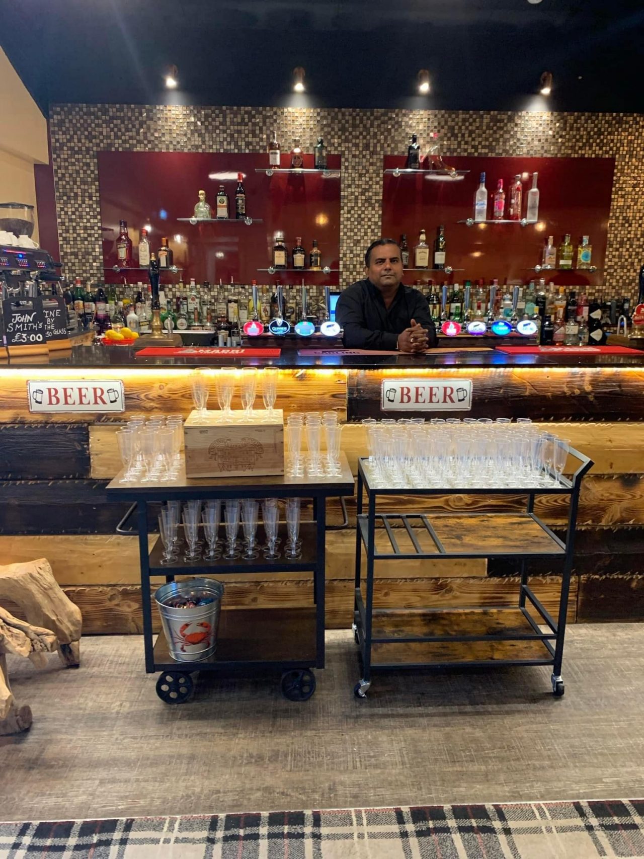 About Us | The duck and drake